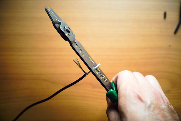 【初心者向け】acアダプターの極性の調べ方 Dc電源として別の機器に流用する方法 悠々自適生活研究所